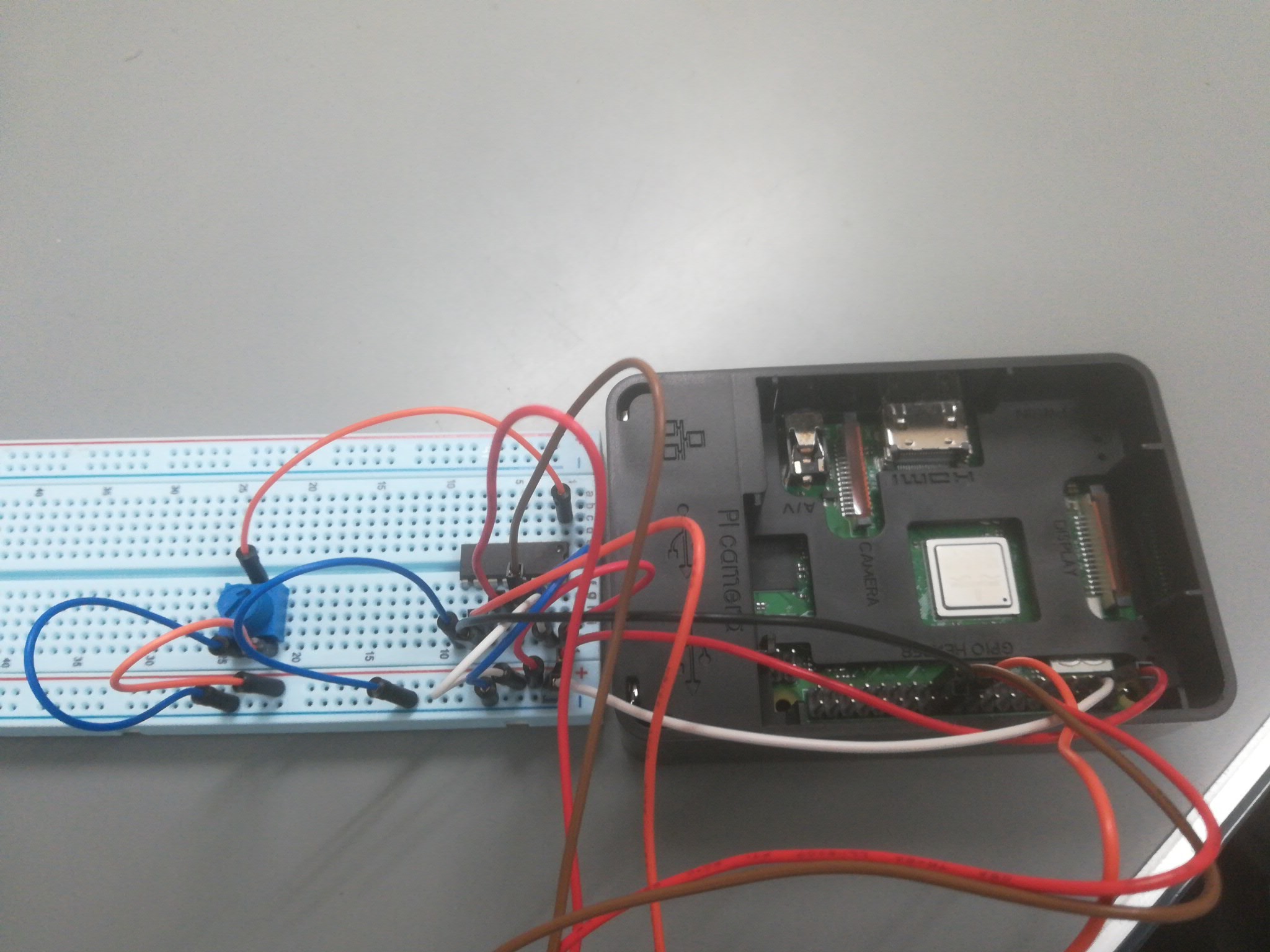 Raspberry PiでのSpidevを用いた処理で値がうまく表示されない